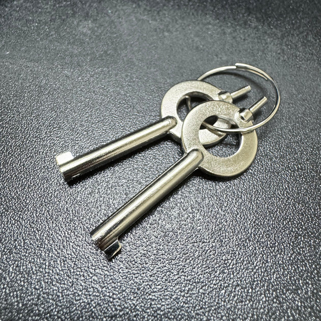 New Standard Universal Handcuff Key 2 Cuff Keys | BLADE ADDICT