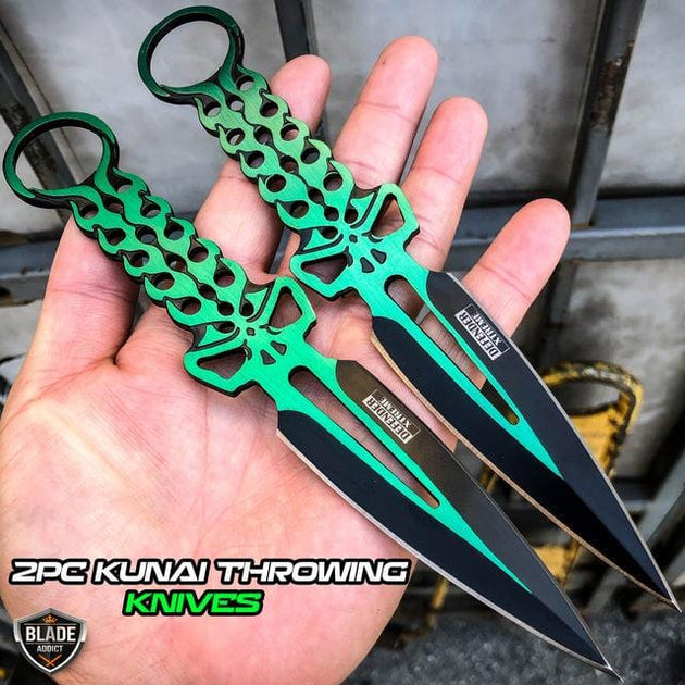 Ninja Throwing Kunai